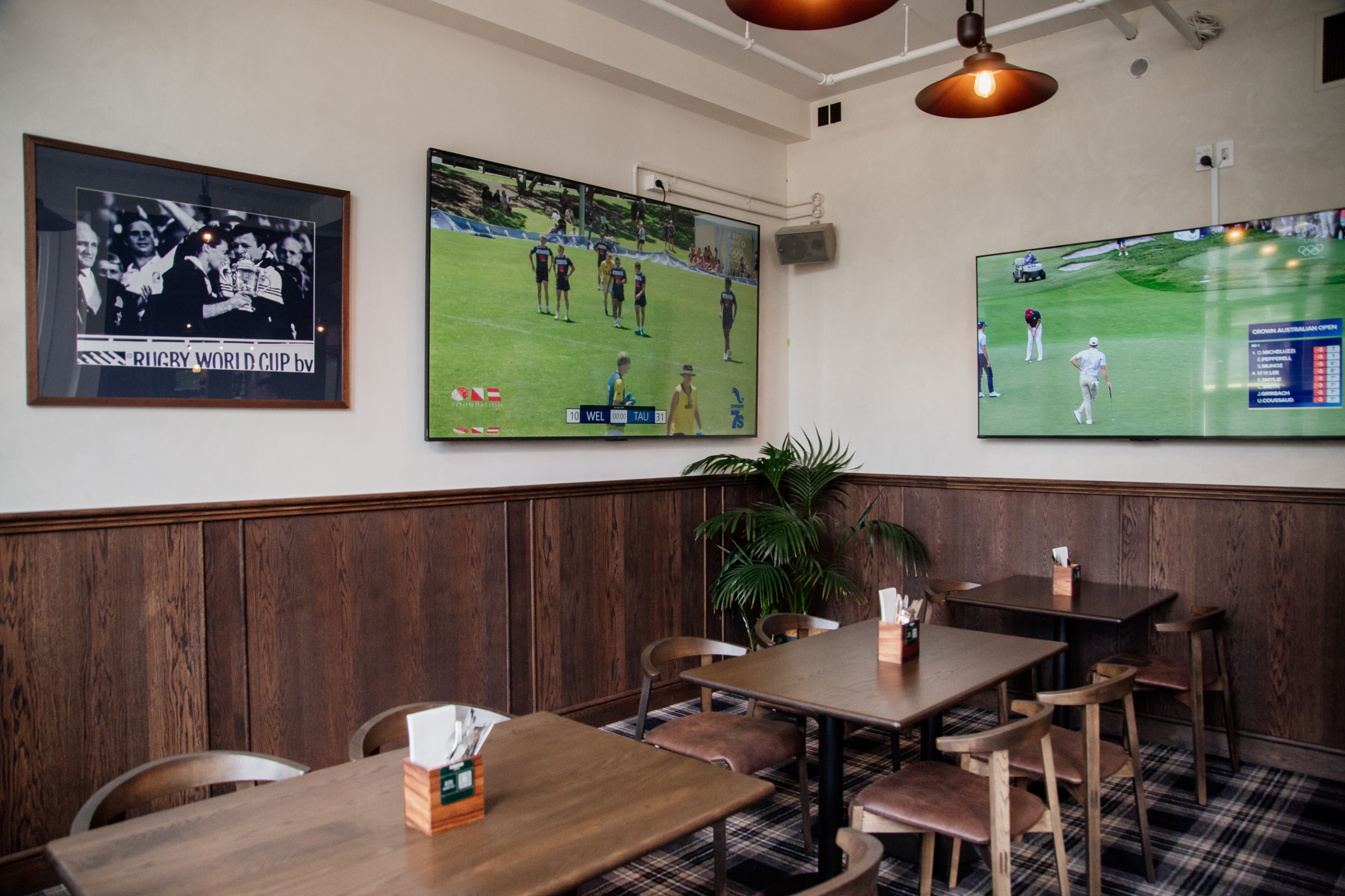 Gibbons Hotel | Wellington